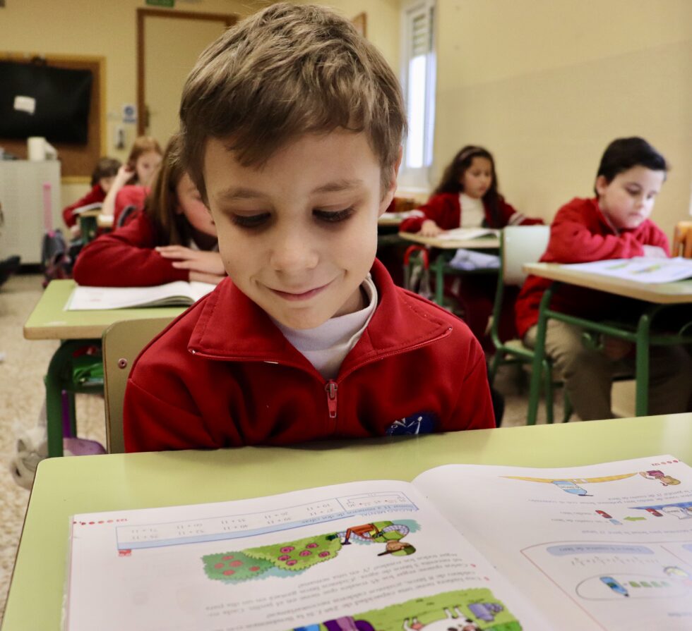 Colegio Academia CEDES | Centro concertado Educación infantil y primaria Plurilingue